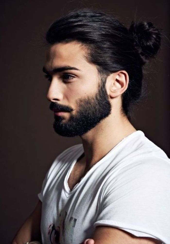 Chignon Tiré Homme 30 Beaux Gosses à Chignon Repérés Sur Pinterest Elle