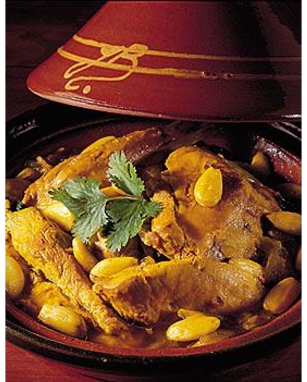 Tajine de poulet aux amandes pour 4 personnes - Recettes Elle à Table